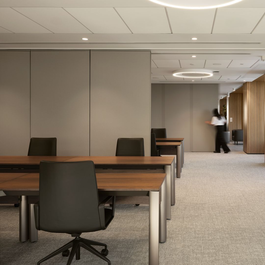 Crew | HALCON Furniture