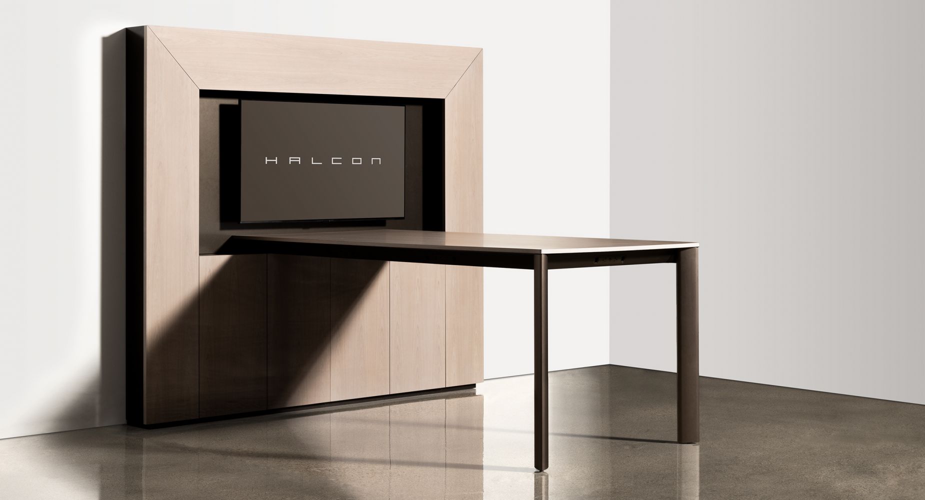 Crew | HALCON Furniture