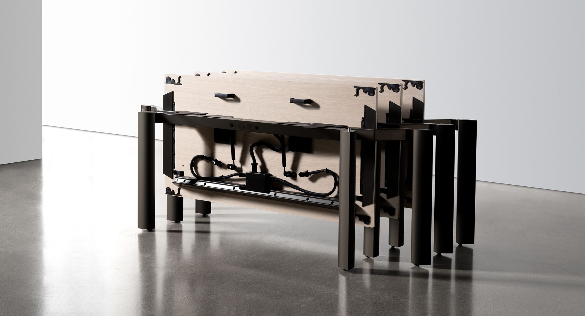 Crew | HALCON Furniture