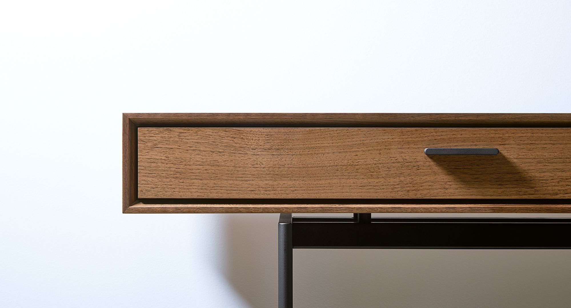 Halo | HALCON Furniture