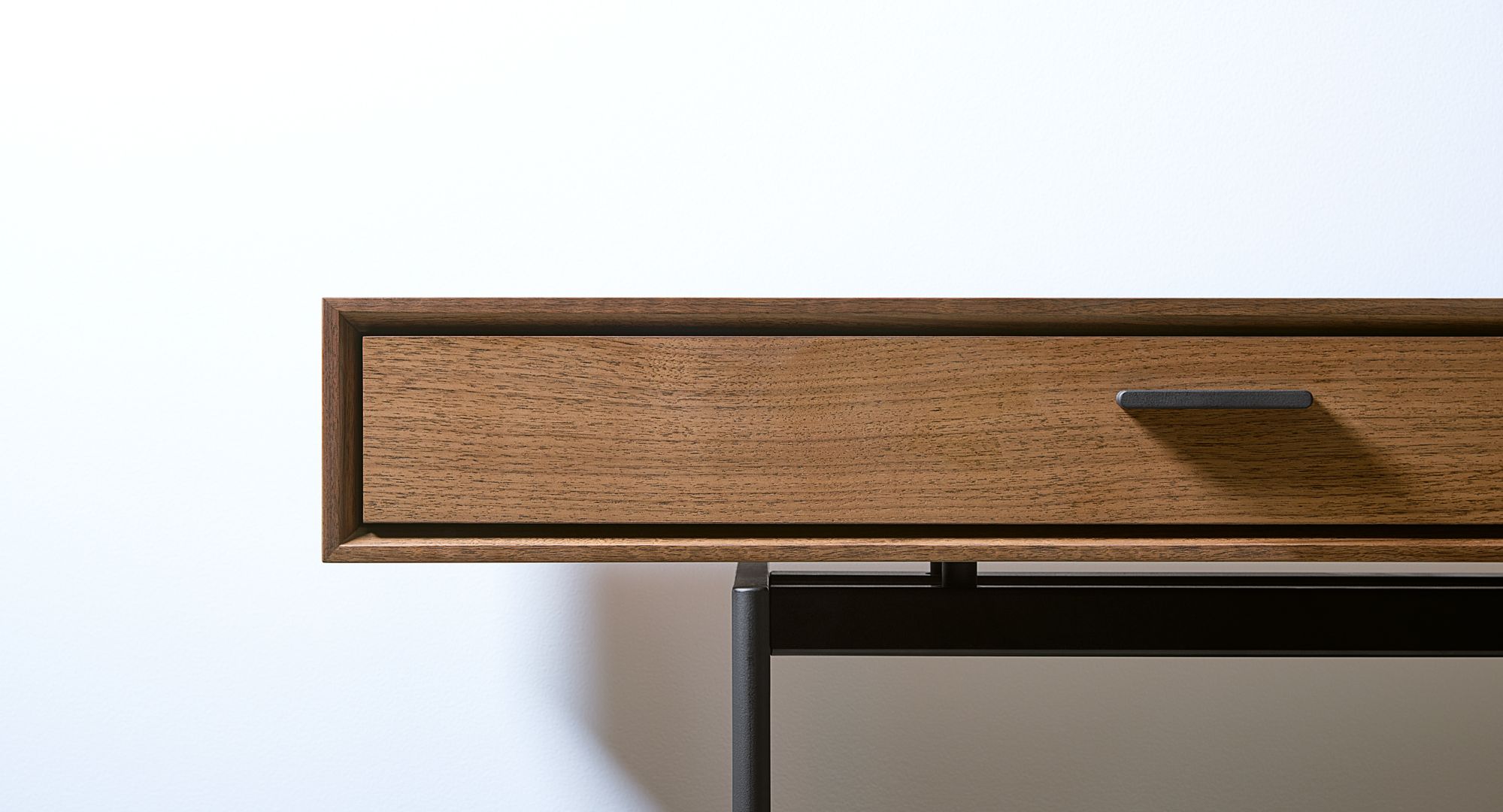 Halo | HALCON Furniture