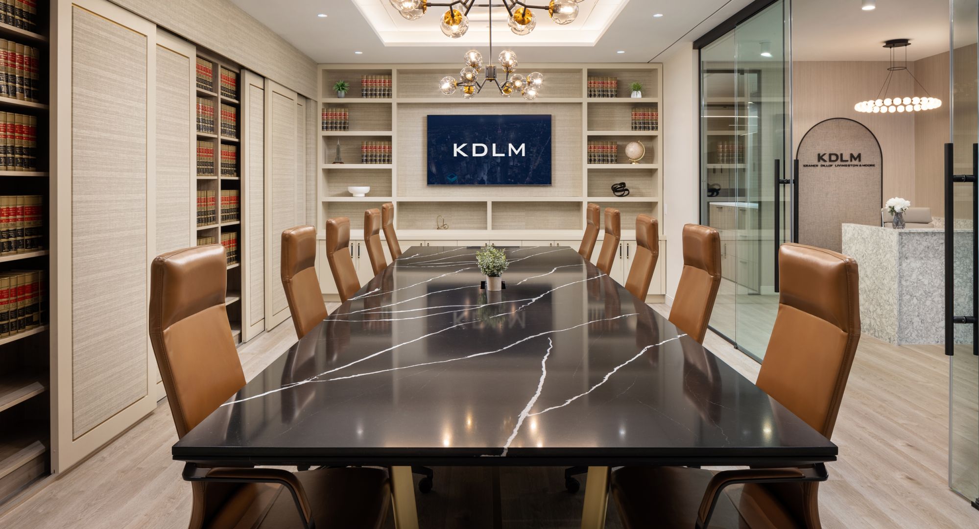 Halo | HALCON Furniture